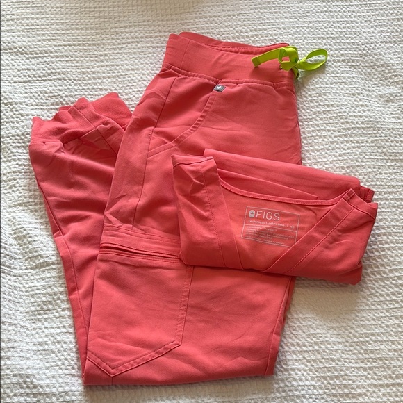 Figs | Other | Figs Coral Scrub Set | Poshmark